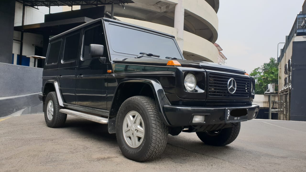 Jual mobil Mercedes-Benz G-Class G300 1996 bekas 4037786