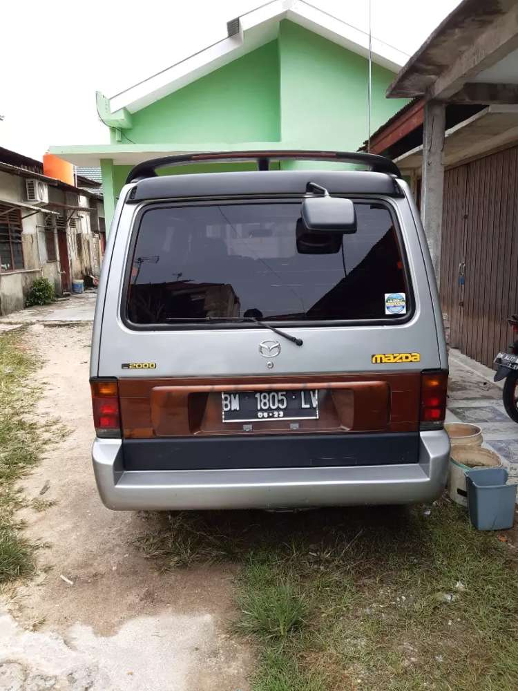 Mazda E2000 2005 Riau dijual dengan harga termurah 4230281
