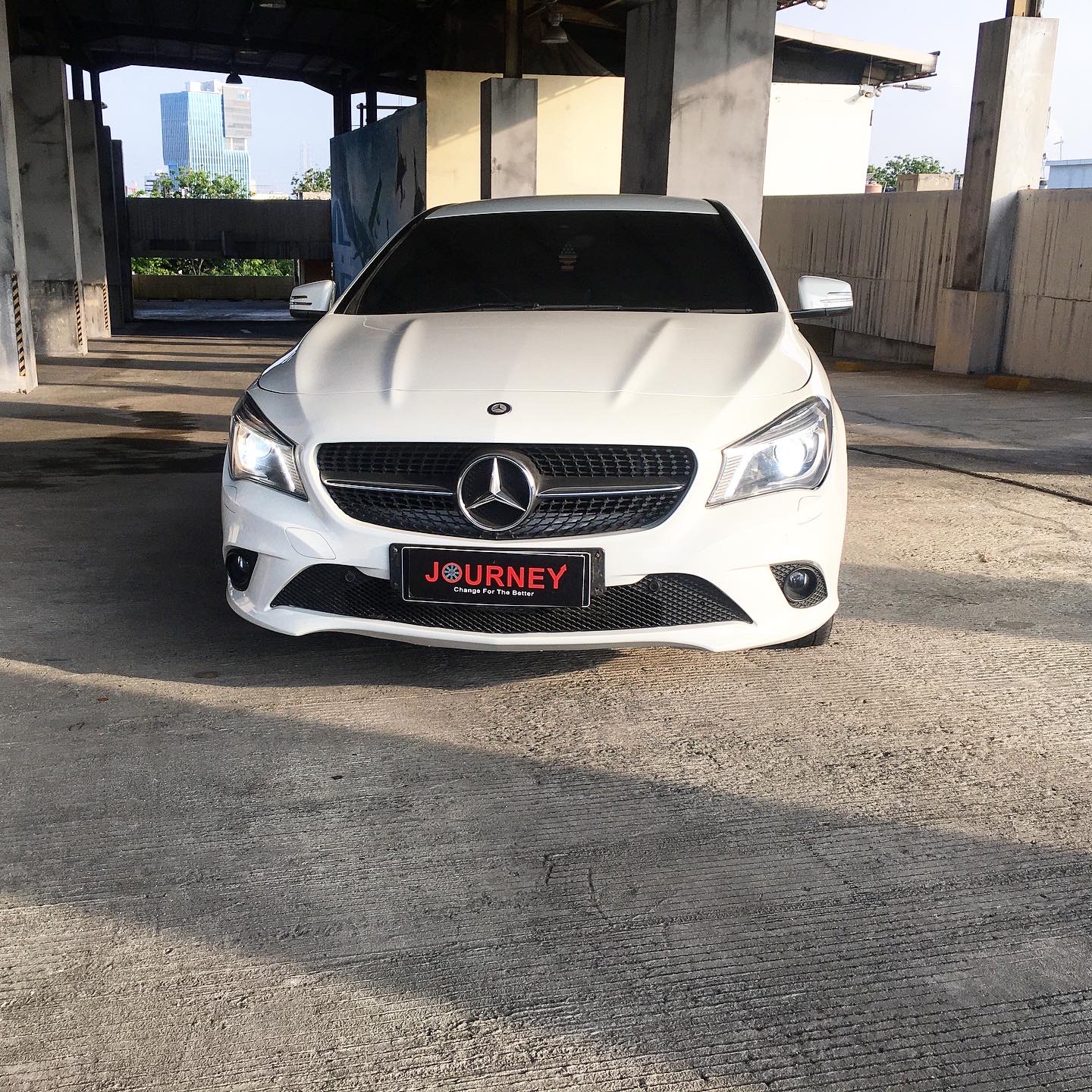 Jual Cepat Mobil MERCEDES BENZ CLA 200 URBAN 2015 di DKI Jakarta 4402099