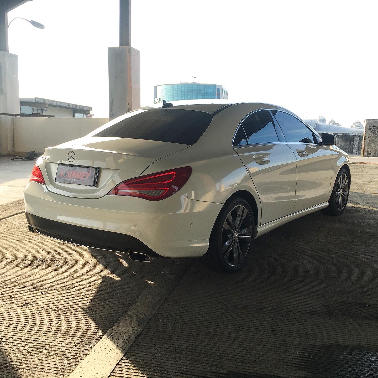 Jual Cepat Mobil MERCEDES BENZ CLA 200 URBAN 2015 di DKI Jakarta 4402099