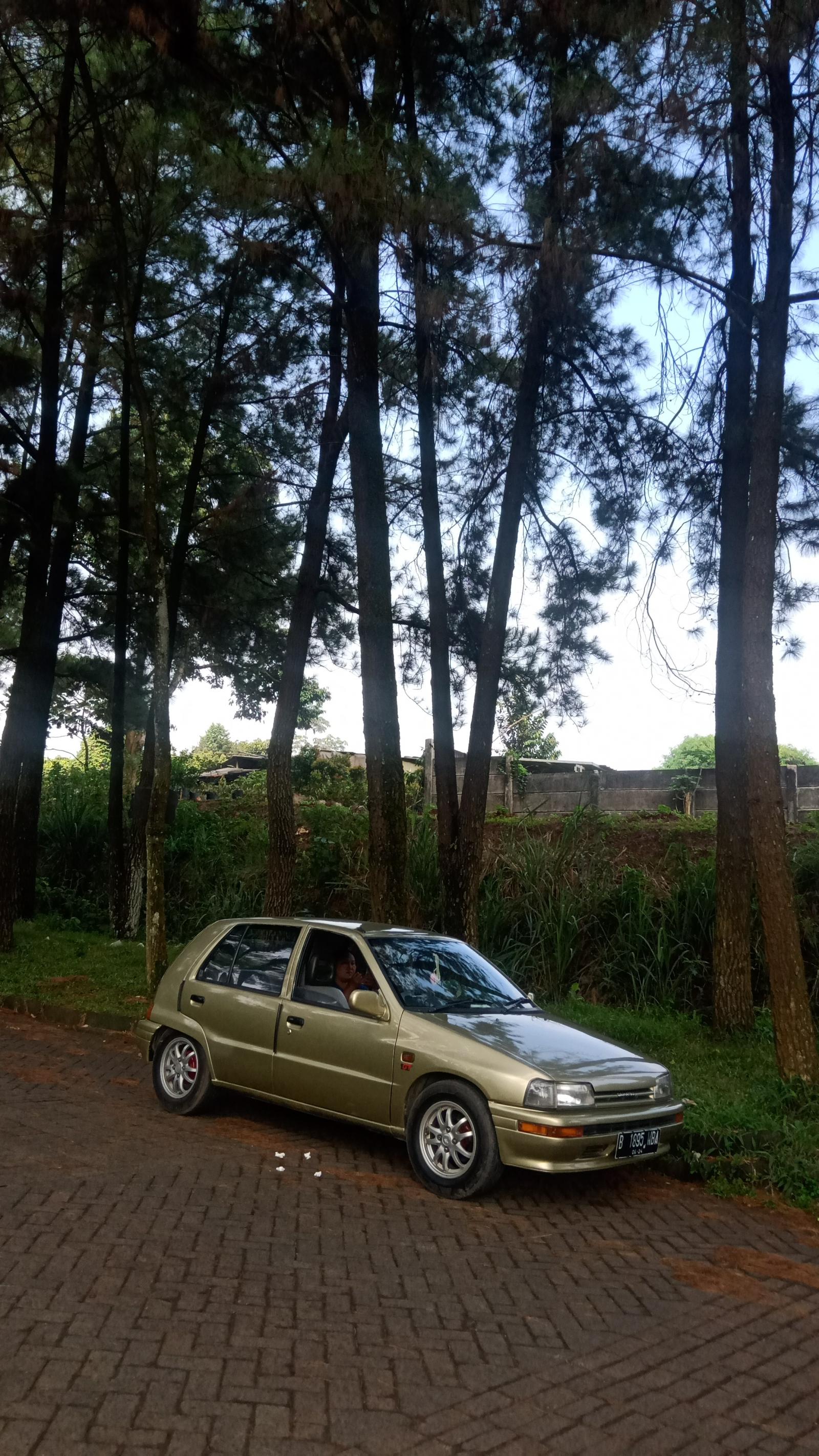 Daihatsu Charade 1990 Hatchback 4481225