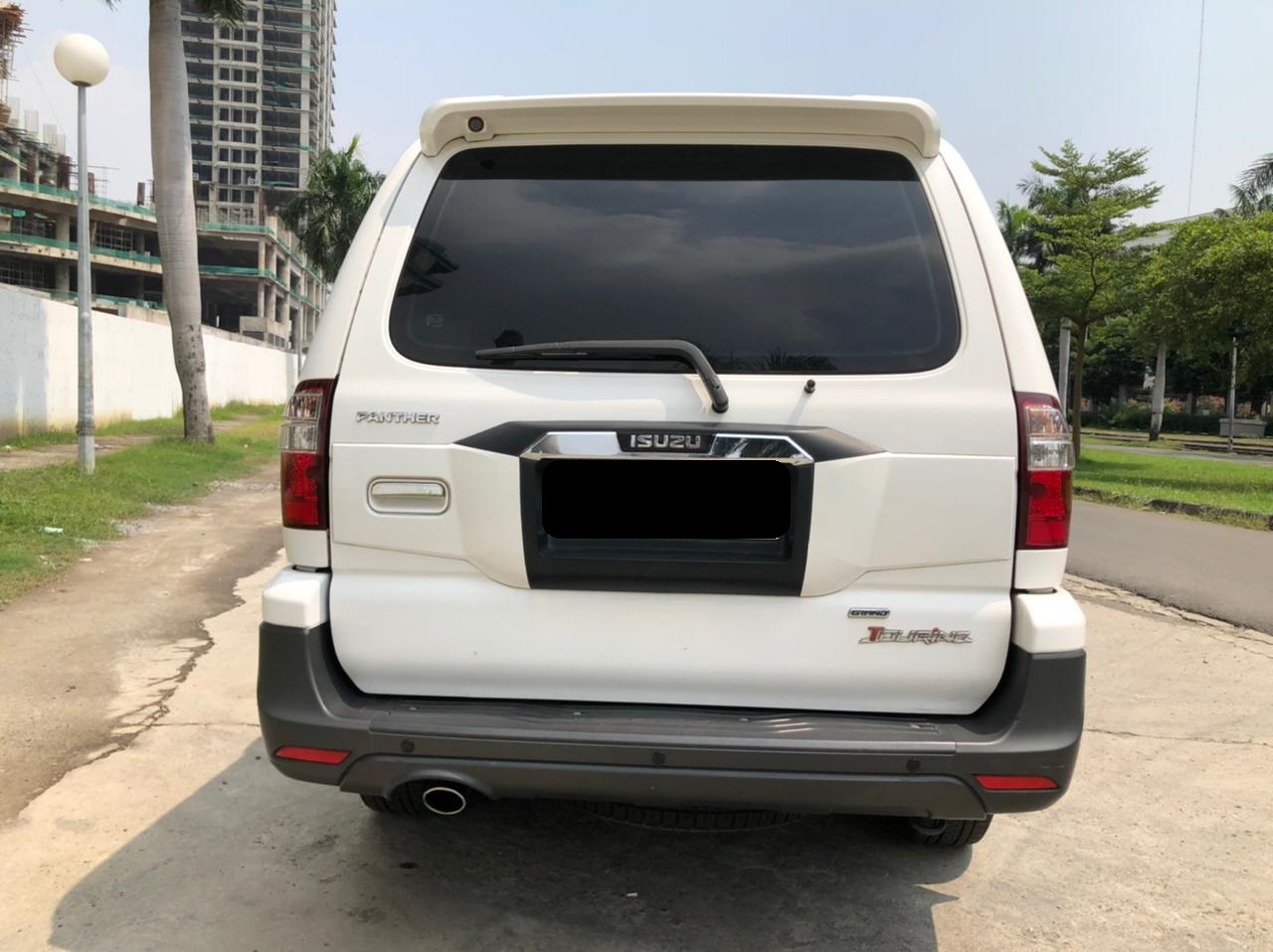 Isuzu Panther GRAND TOURING 2016 Putih 4484351