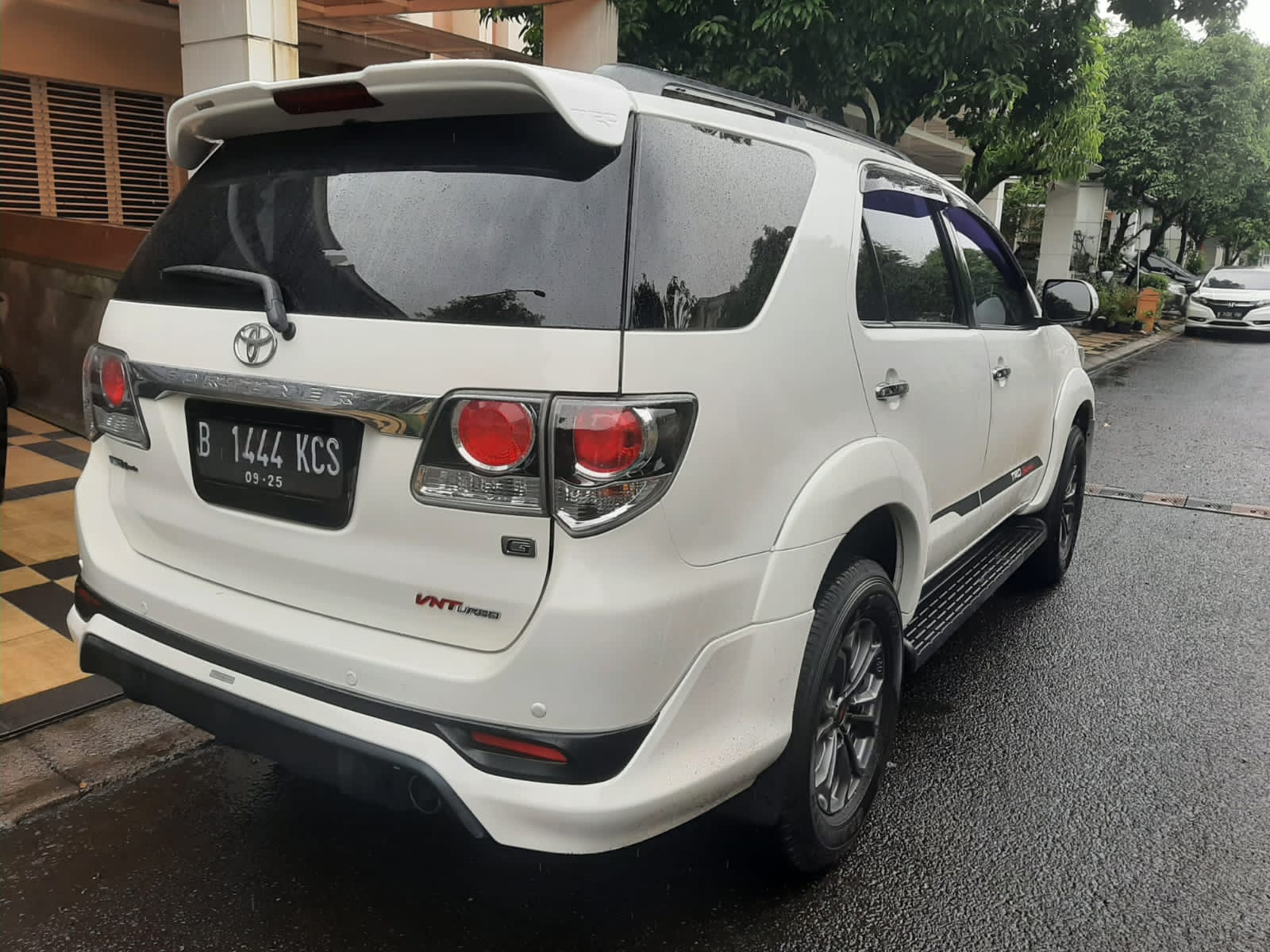 Toyota Fortuner G TRD 2015 Putih 4512197