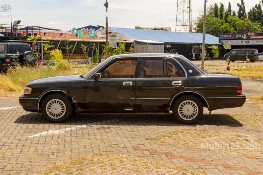 Jual mobil bekas murah Toyota Crown Super Saloon 1998 di Jawa Timur 4531314