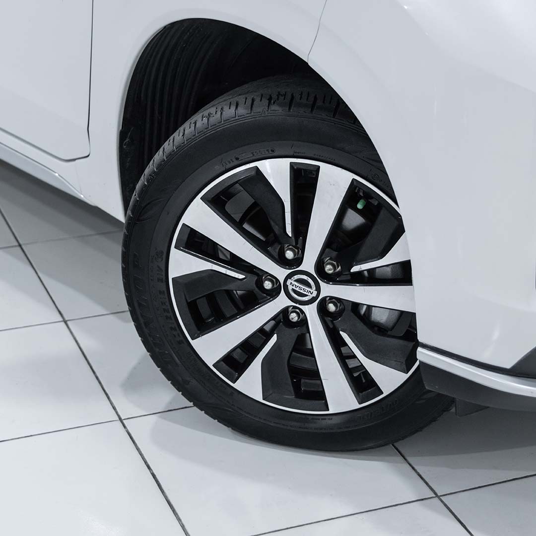 NISSAN LIVINA (WHITE PEARL) TYPE VL 1.5CC A/T (2019) 4527866