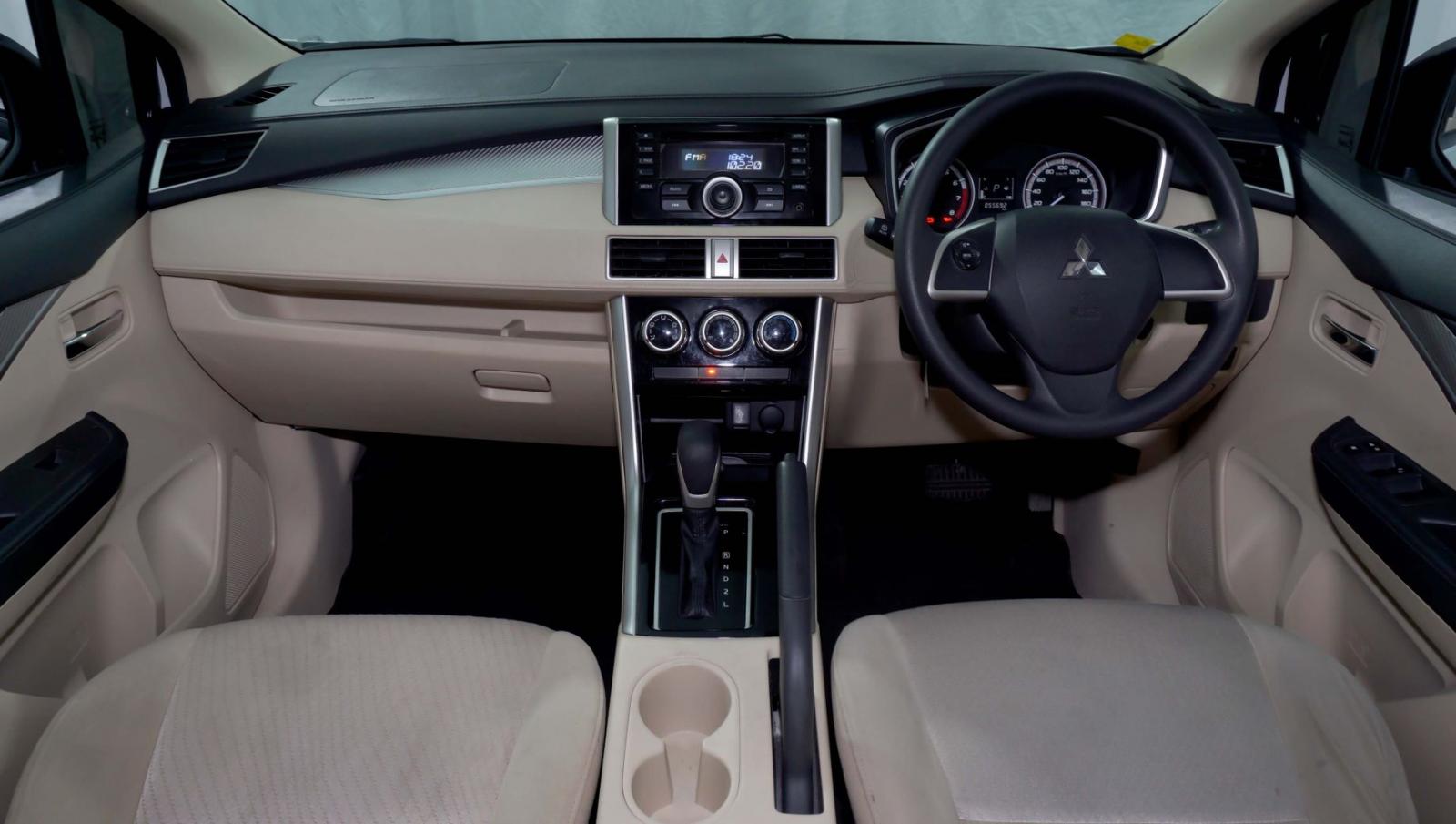Mitsubishi Xpander Exceed AT 2018 Putih 4625973