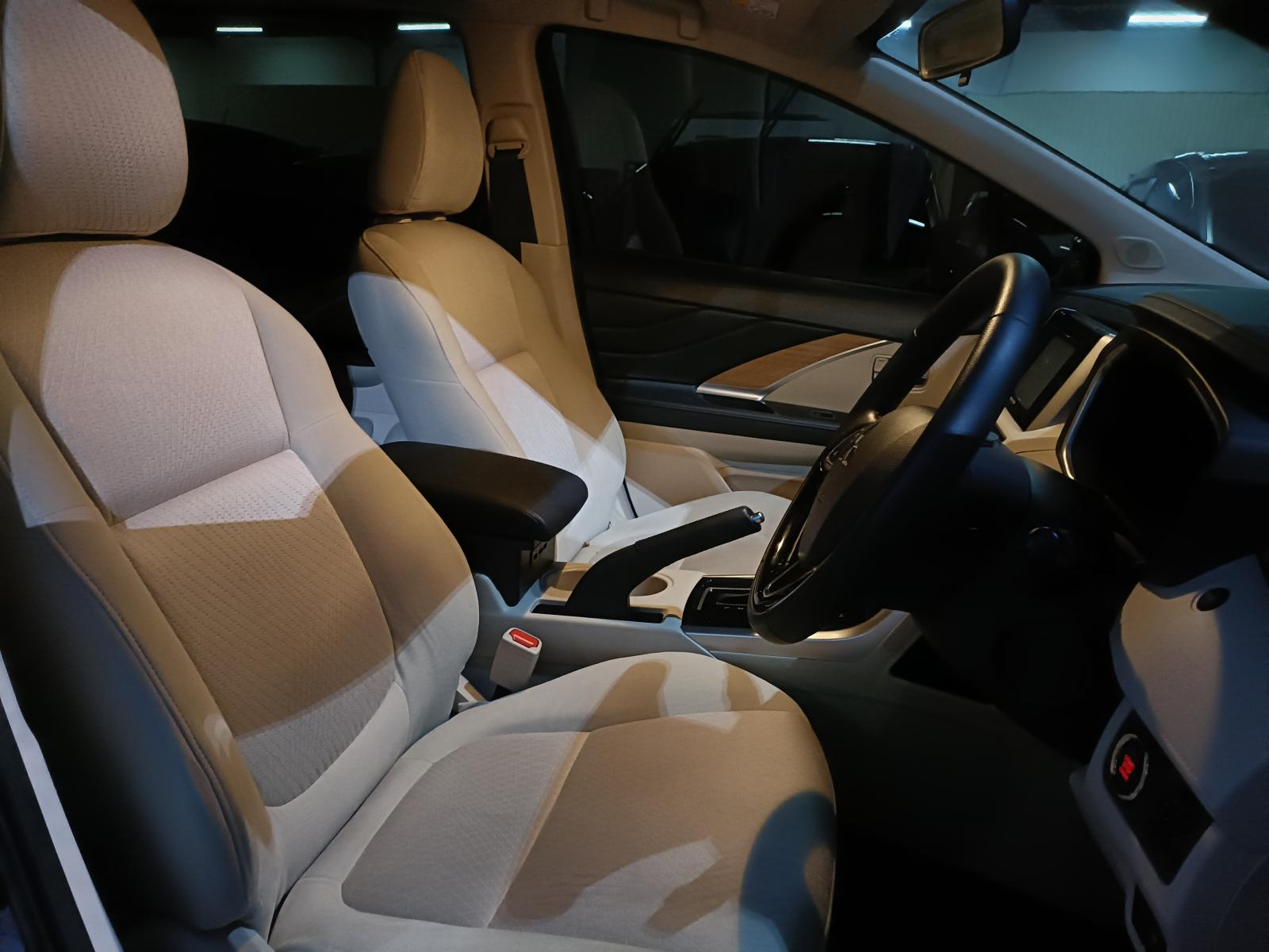 Mitsubishi Xpander Ultimate 1.5 Matic A/T 2018 KM 39ribu 4643541