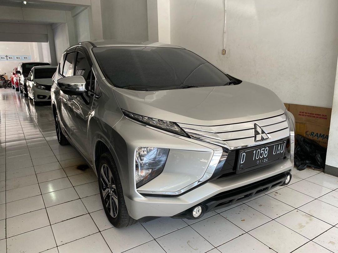 Mitsubishi Xpander Exceed A/T 2018 Silver 4655053