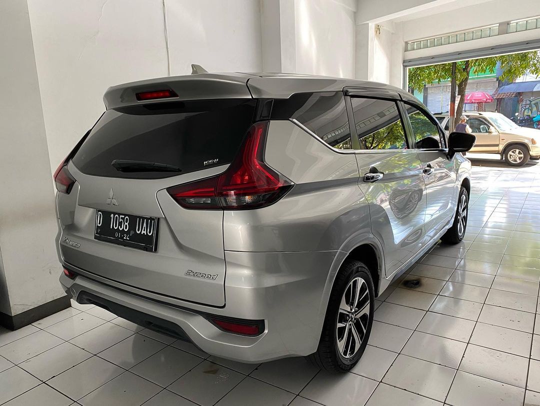 Mitsubishi Xpander Exceed A/T 2018 Silver 4655053