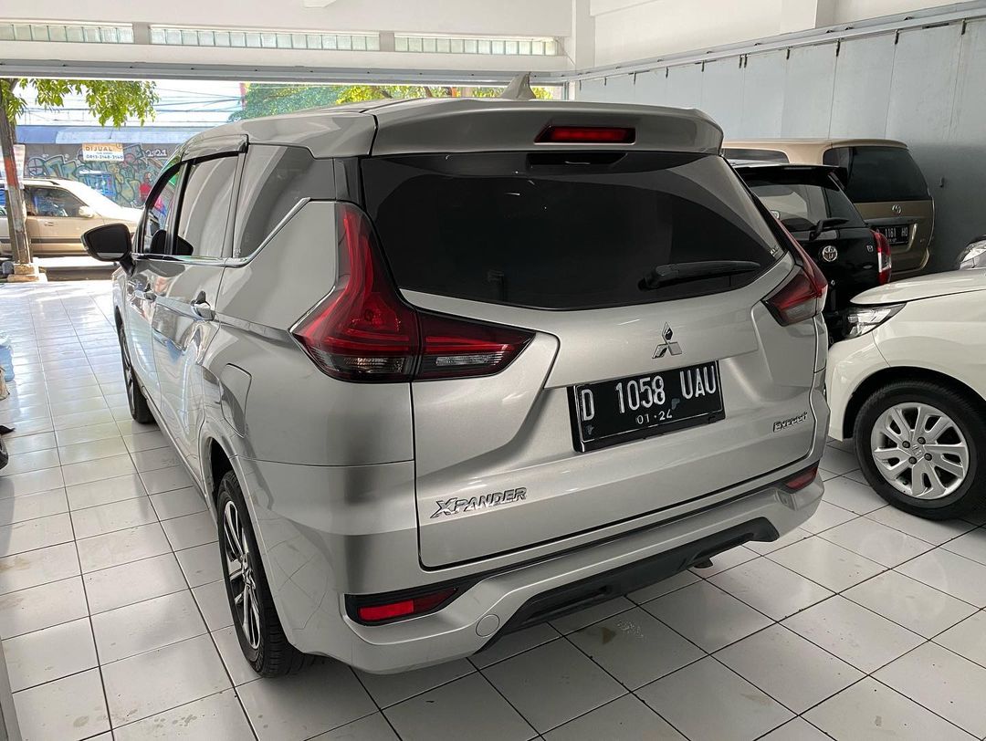 Mitsubishi Xpander Exceed A/T 2018 Silver 4655053