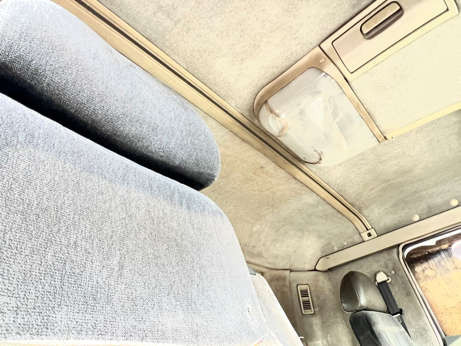 Super GREAT Mitsubishi Fuso build up tronton 6x2 wingbox 2010 wing box ...