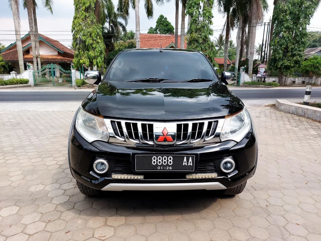 Mobil PICkup Bekas Mitsubishi Strada Triton Exceed MANUAL Double ...