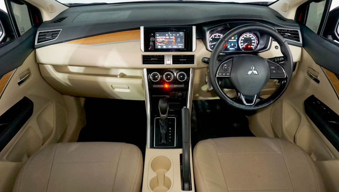 JUAL Mitsubishi Xpander Ultimate AT 2019 Merah 4665165