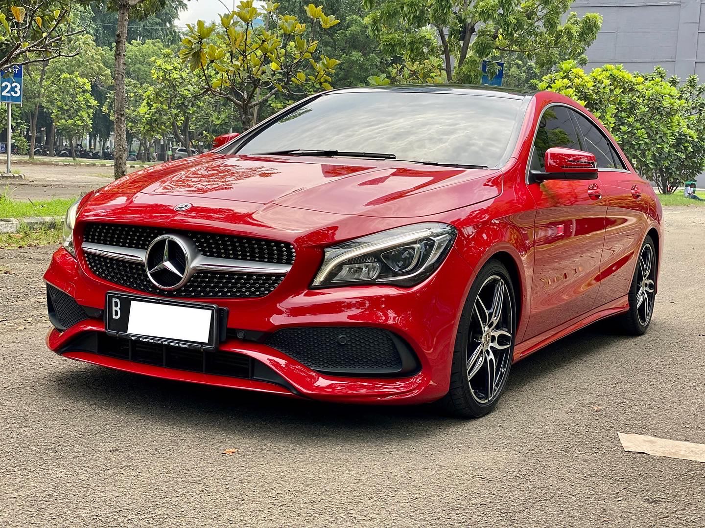 PROMO DISKON TDP Mercedes-Benz CLA 200 AMG AT 2018 Merah 4696203