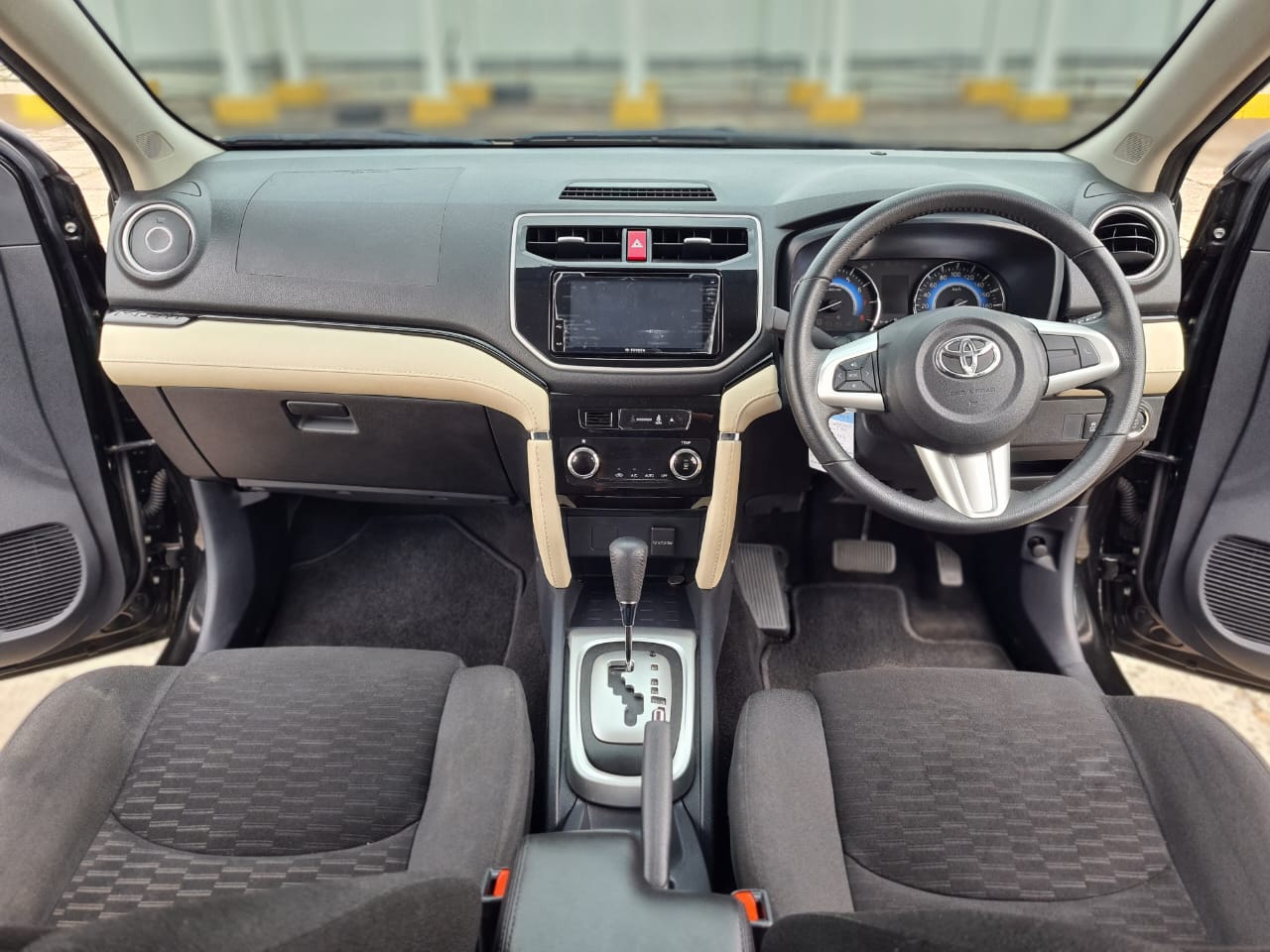 [KM 13RB] TOYOTA RUSH S TRD SPORTIVO 2020/2021 HITAM LOW KM TDP ... 4701219