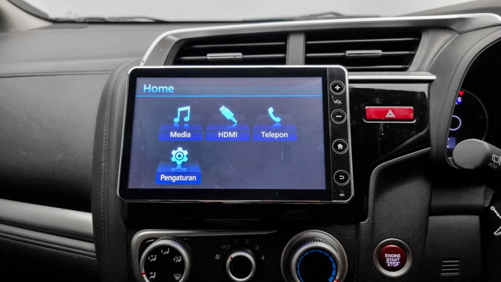 Honda Jazz RS CVT 2017 Hitam 4701444