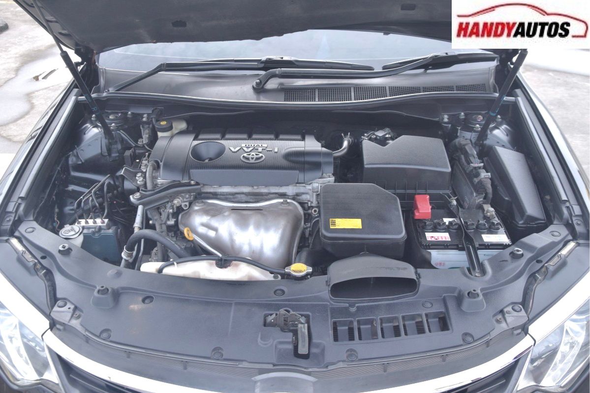 Toyota Camry 2.5 V Tahun 2015 Facelift Automatic Hitam Metalik 4706627