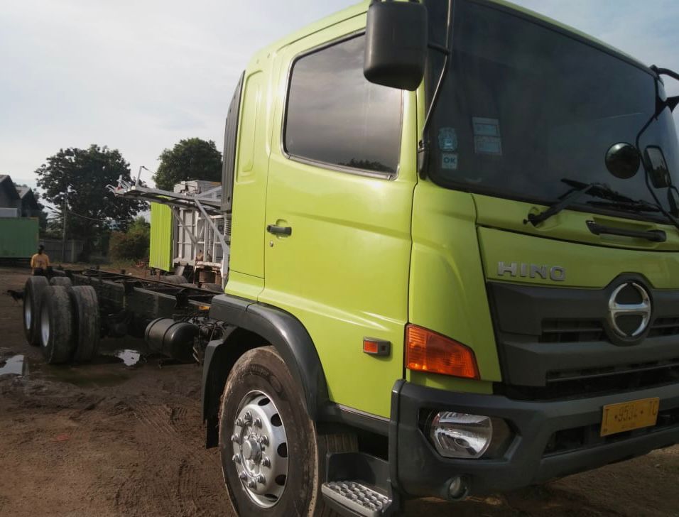 FL260JW Hino Tronton 6x2 FL 260 JW sasis 2019 chassis bukan FL235JW 4712822
