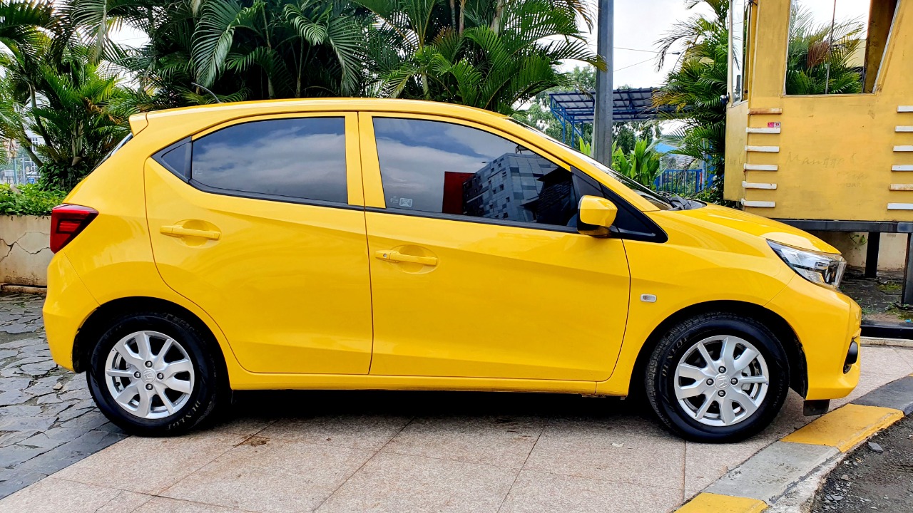 Honda Brio E CVT 2021 matic kuning km 6 ribuan cash kredit proses ...