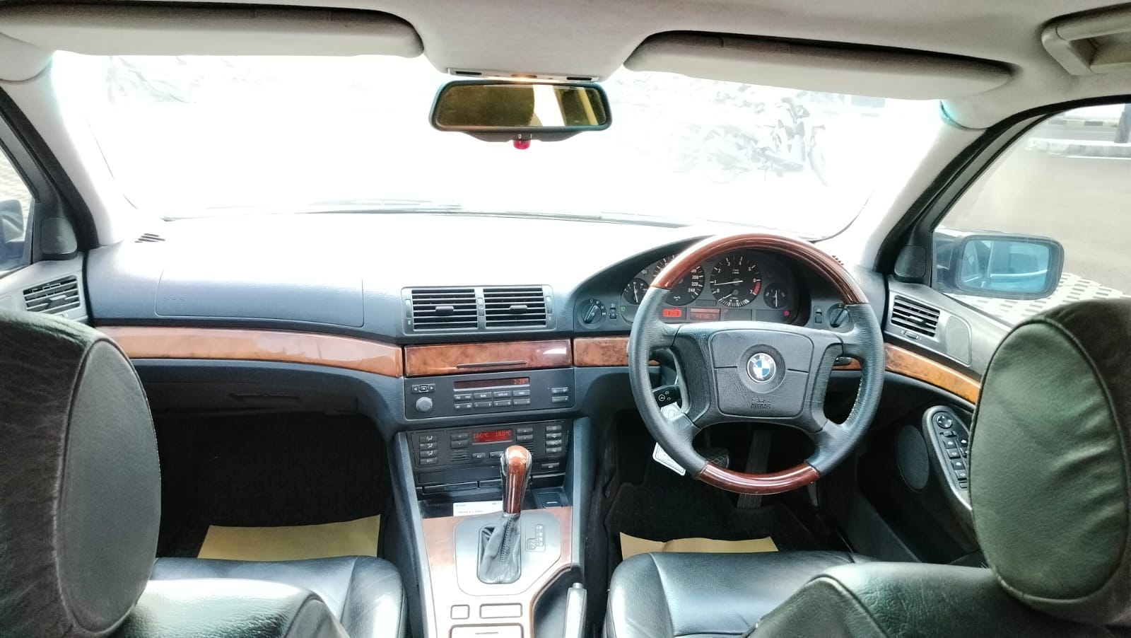 BMW 528i E39 AT Body Mulus Interior Rapi Head Unit Orisinil ... 4724009
