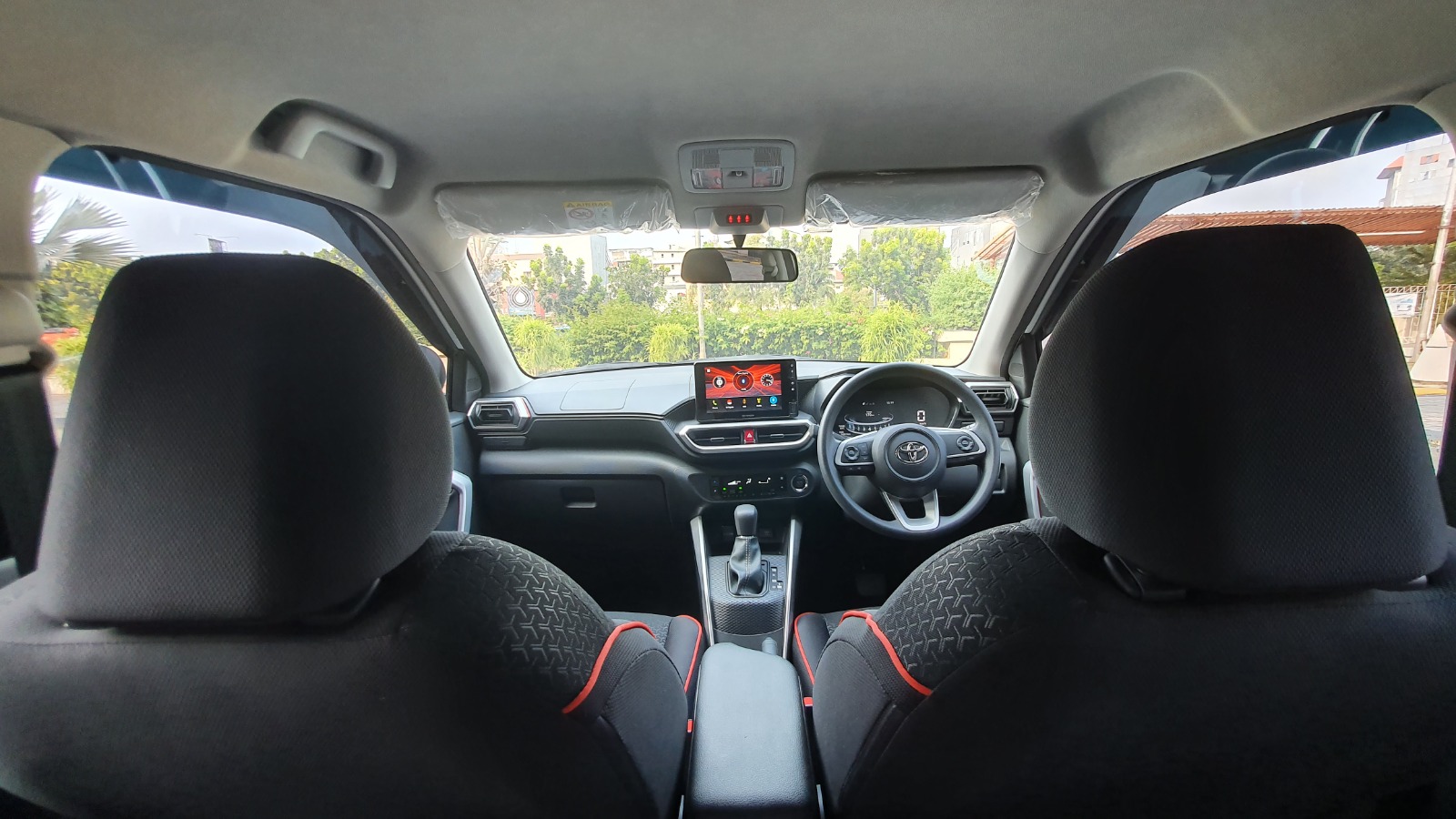 Toyota Raize 1.2 G CVT AT Putih 2022 Low KM14rb Record AUTHORIZED ...
