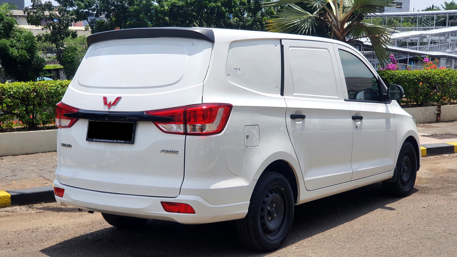 Wuling Formo Blindvan (BV) 1.2 MT AC Putih 2021 4730403