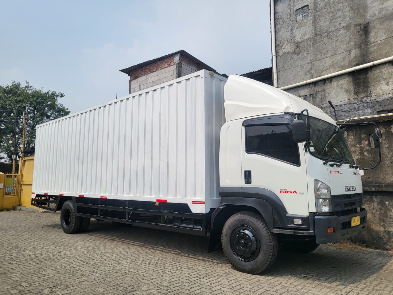 MULUS+banBARU MURAH Isuzu Giga engkel FTR90T box besi 2021 FTR 90 T 4730786