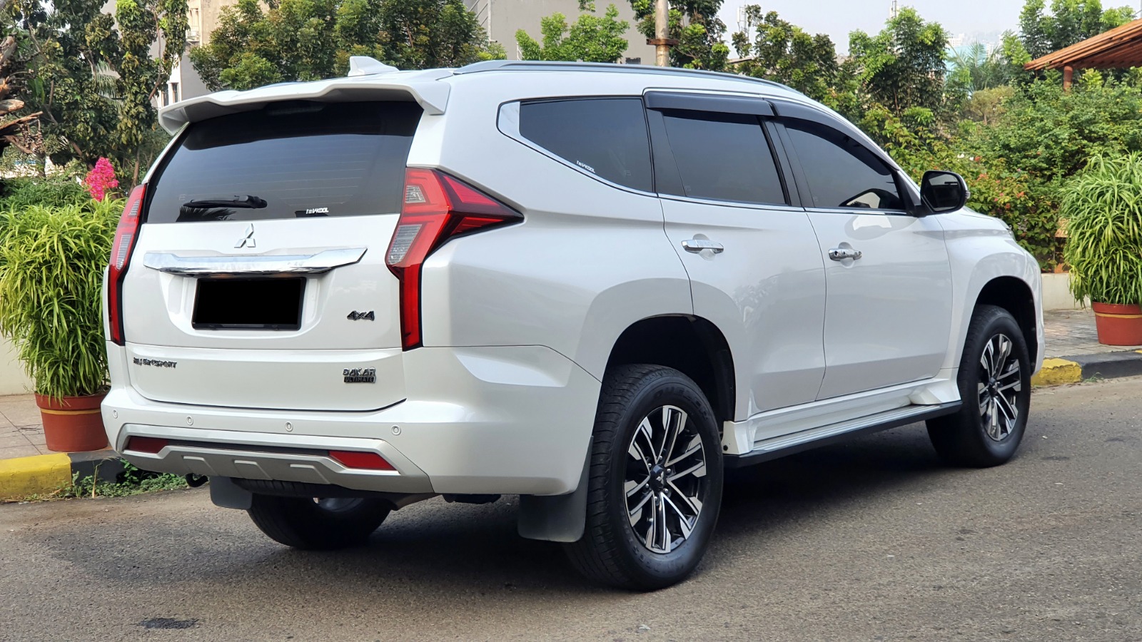 Mitsubishi Pajero Sport NewDakar Ultimate 4x4 A/T 2021 matic ... 4736825
