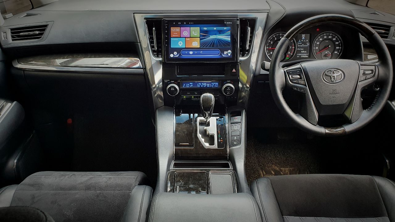 Toyota Vellfire 2.5L ZG Audioless CBU AT 2016 White On Black KM ... 4742767