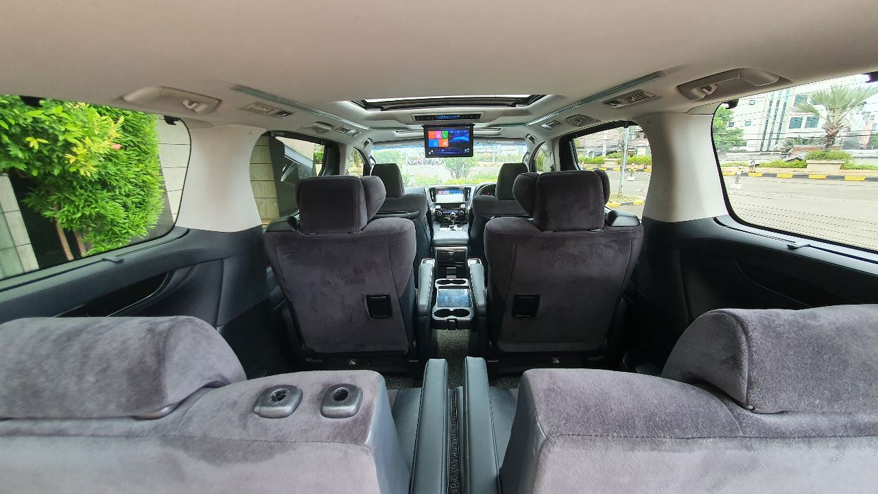 Toyota Vellfire 2.5L ZG Audioless CBU AT 2016 White On Black KM ... 4742767