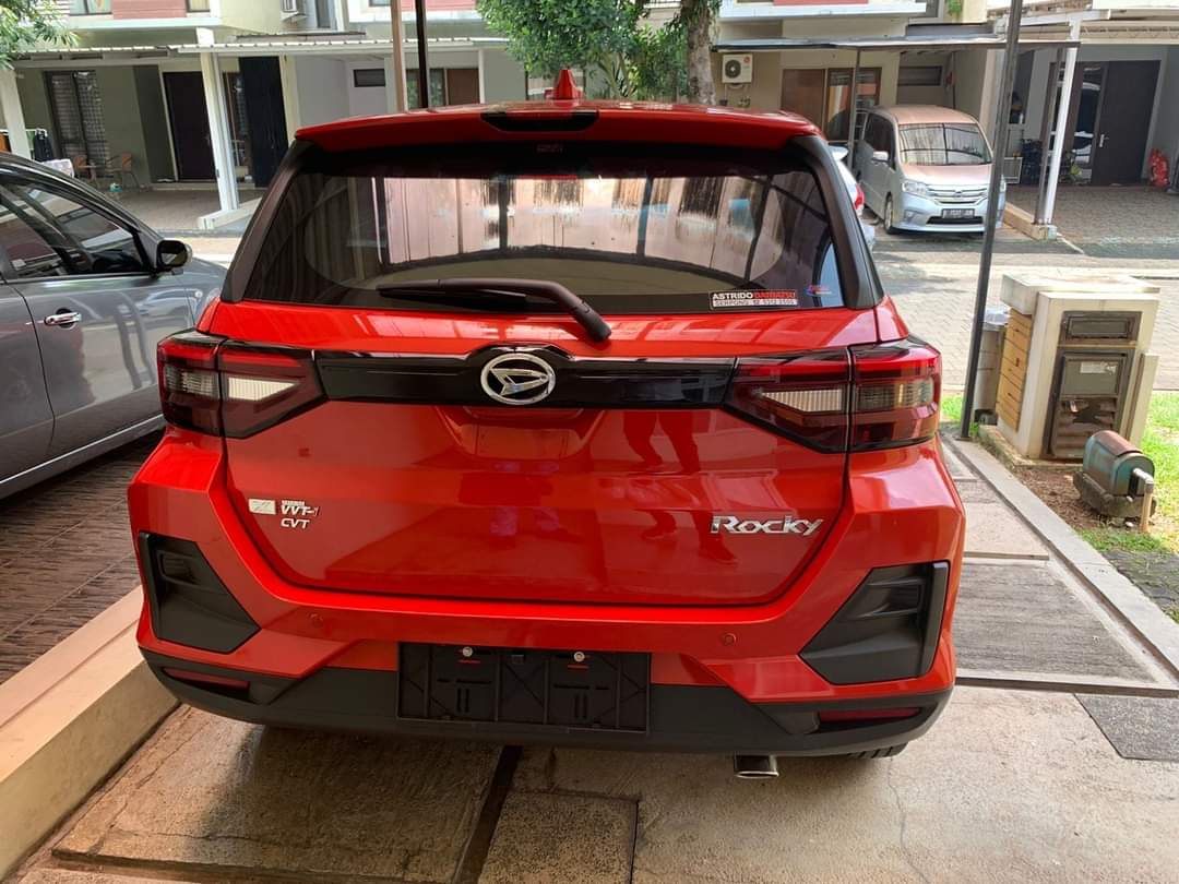Daihatsu Rocky 1.0 R Turbo CVT 2023 Merah 4748074