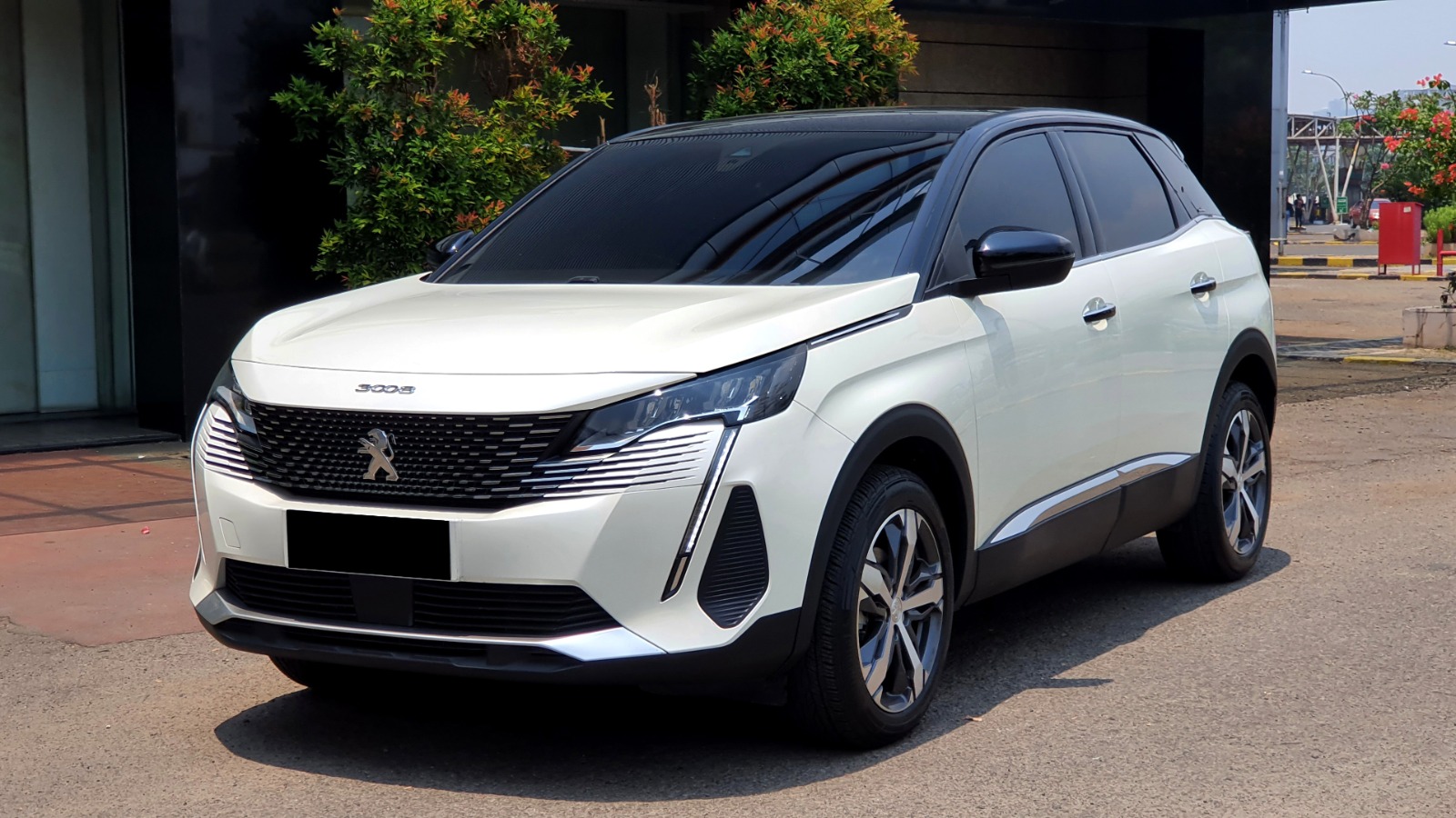 Peugeot 3008 Allure Plus 2022 Putih 4752720