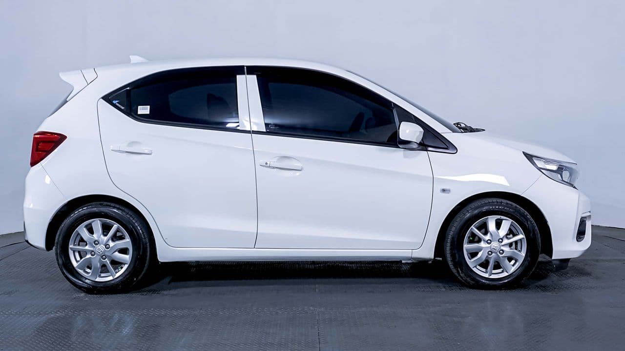 JUAL Honda Brio Satya E CVT 2019 Putih 4772131