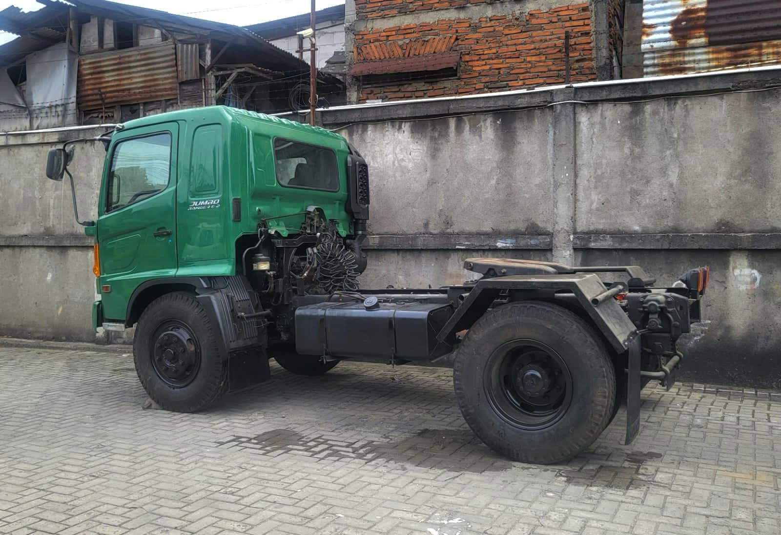 6banBARU Hino ranger engkel tractor head SG 260 J 2012 head trailer 4776865