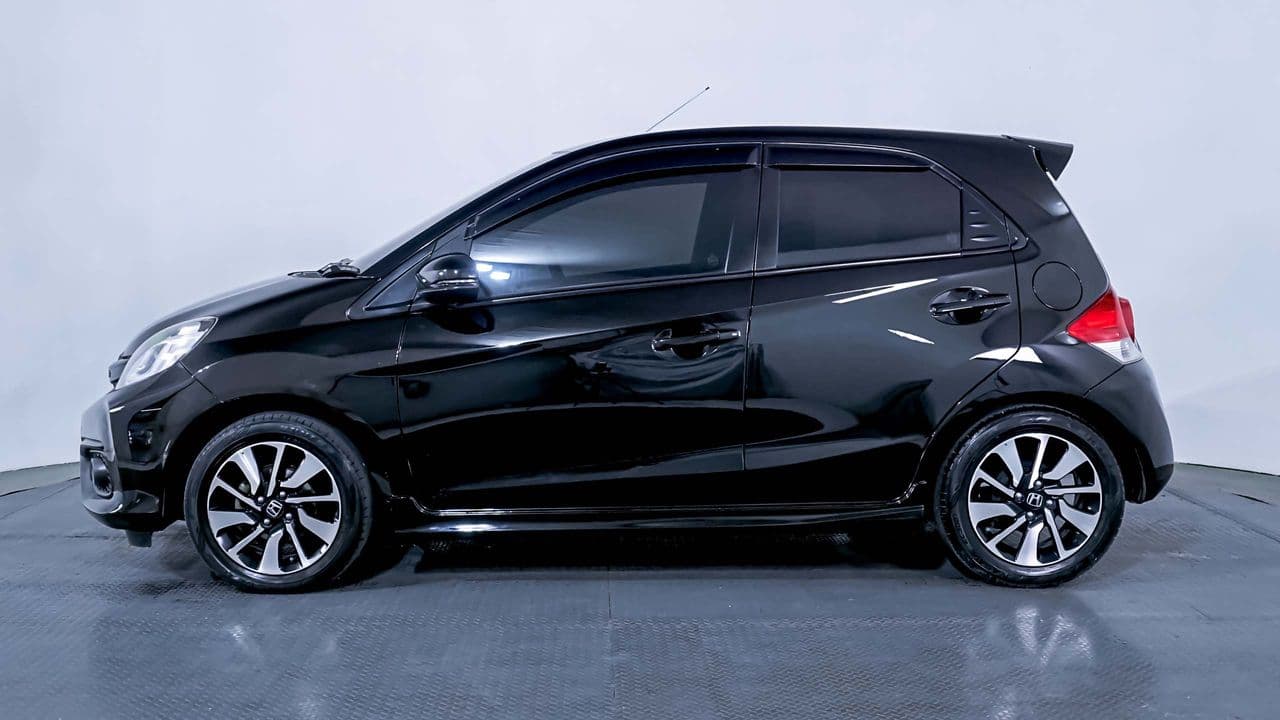 JUAL Honda Brio RS CVT 2017 Hitam 4780930