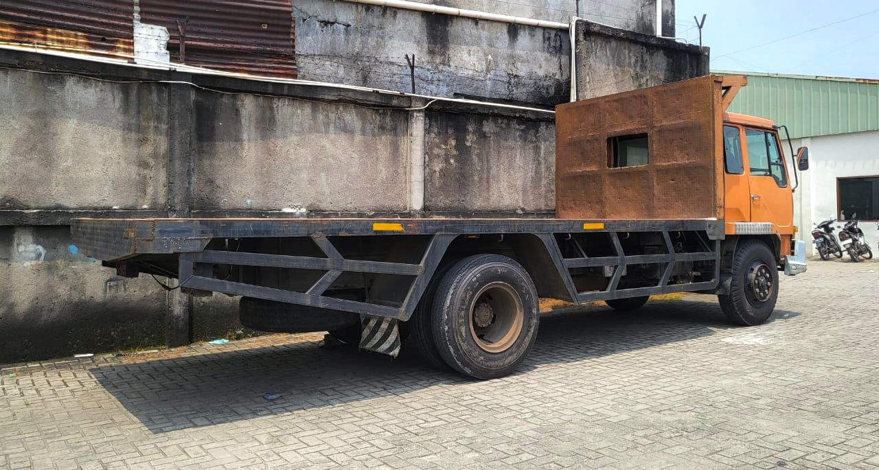 BanBARU Mitsubishi Fuso engkel 4x2 FM 517 HS Losbak 2012 load bak los ...