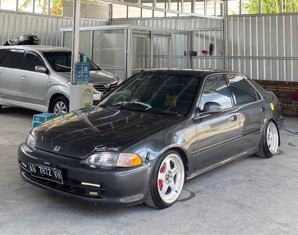 Honda Civic Genio SR4 1995 Full Modifikasi 4792362