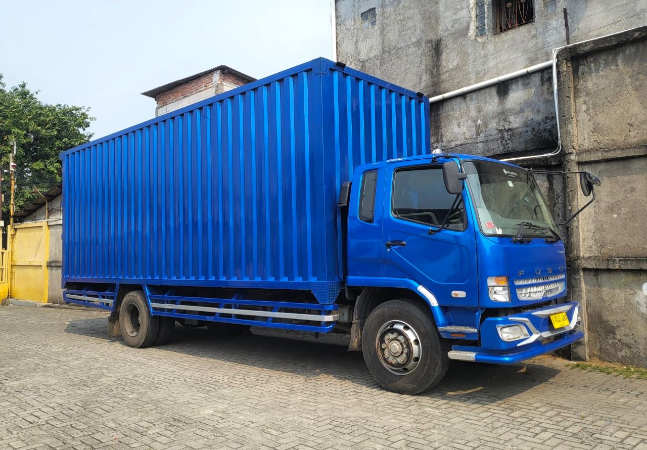 Mitsubishi Fuso engkel 4x2 FM 65 FL Box besi 2019 4795155