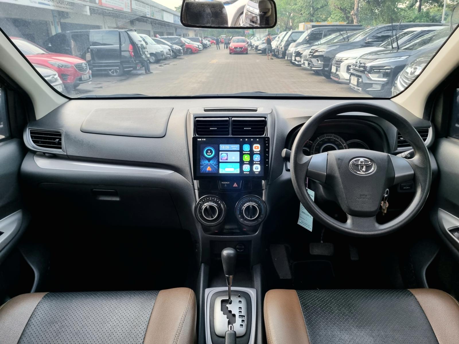 Toyota Avanza Veloz 1.3 AT 2015 Hitam Barong 4801404