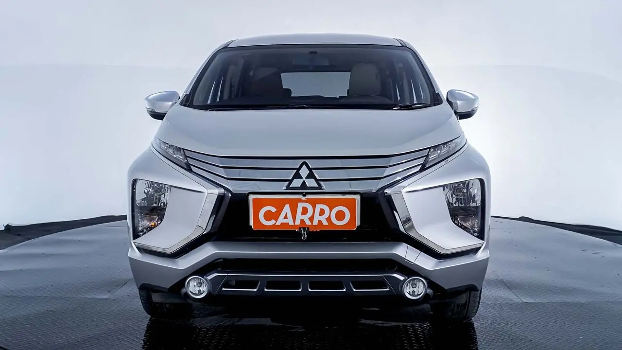 Mitsubishi Xpander Ultimate AT 2018 Silver 4805547