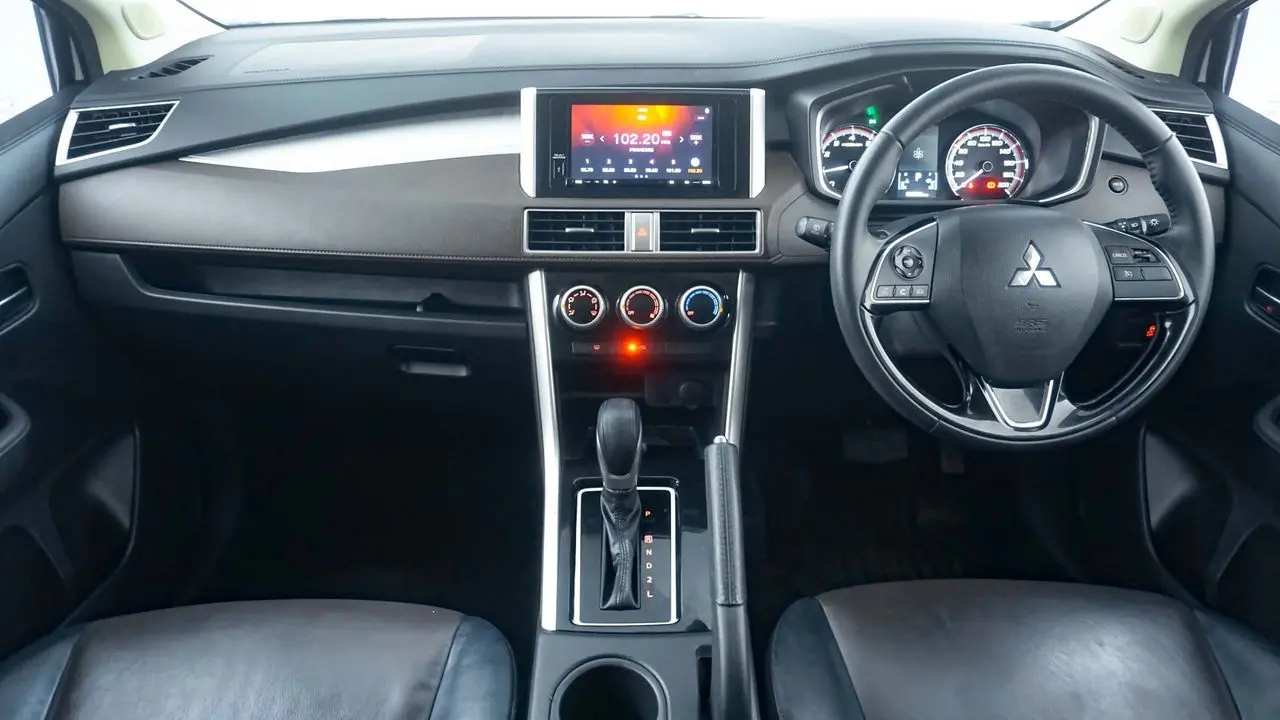 Mitsubishi Xpander Cross Premium AT 2021 Putih 4805561