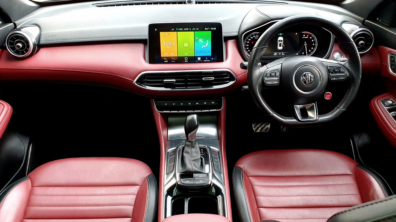 MG HS Ignite 2021 hitam sunroof dp 15 jt cash kredit proses bisa ...