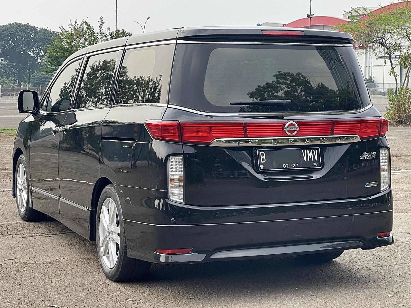 Nissan elgrand HWS 2013 Hitam 4810387