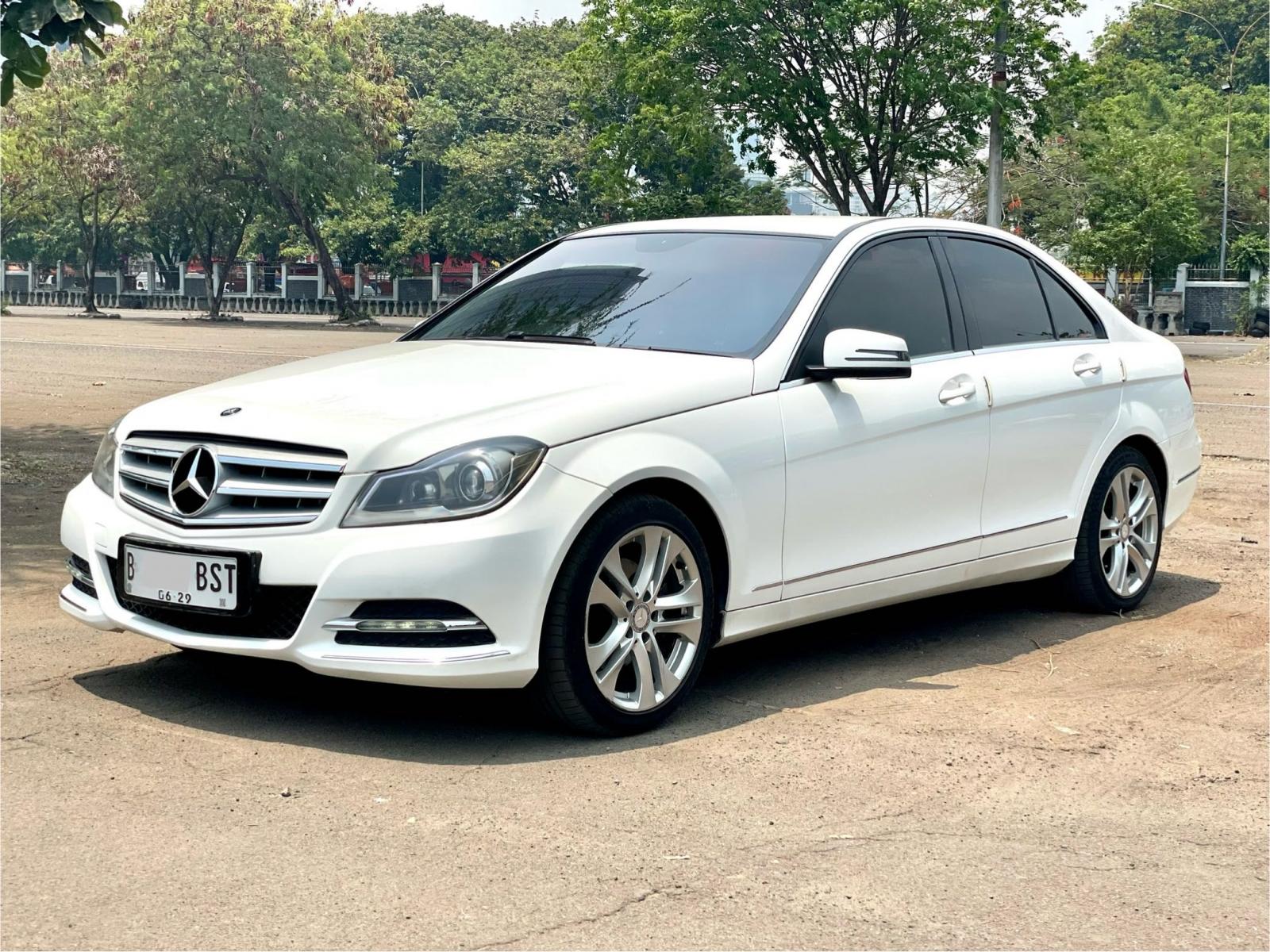 Mercedes-Benz C-Class C200 2014 Sedan 4828028