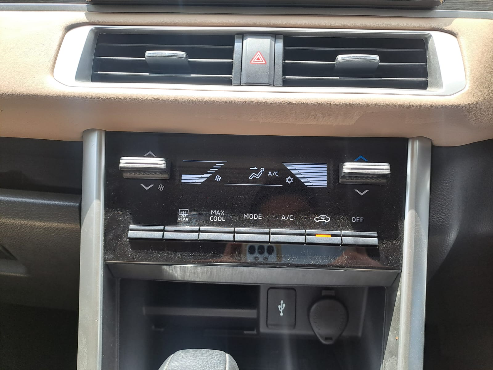 Mitsubishi New Xpander Ultimate AT 2024 4836638