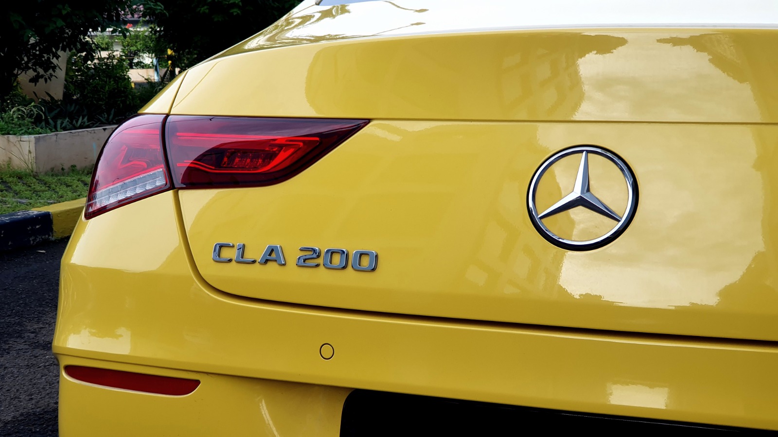 Mercedes-Benz CLA 200 AMG Line 2022 kuning km 8 ribuan 4837309