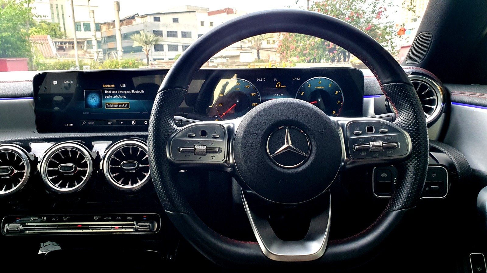 Mercedes-Benz CLA 200 AMG Line 2022 kuning km 8 ribuan 4837309