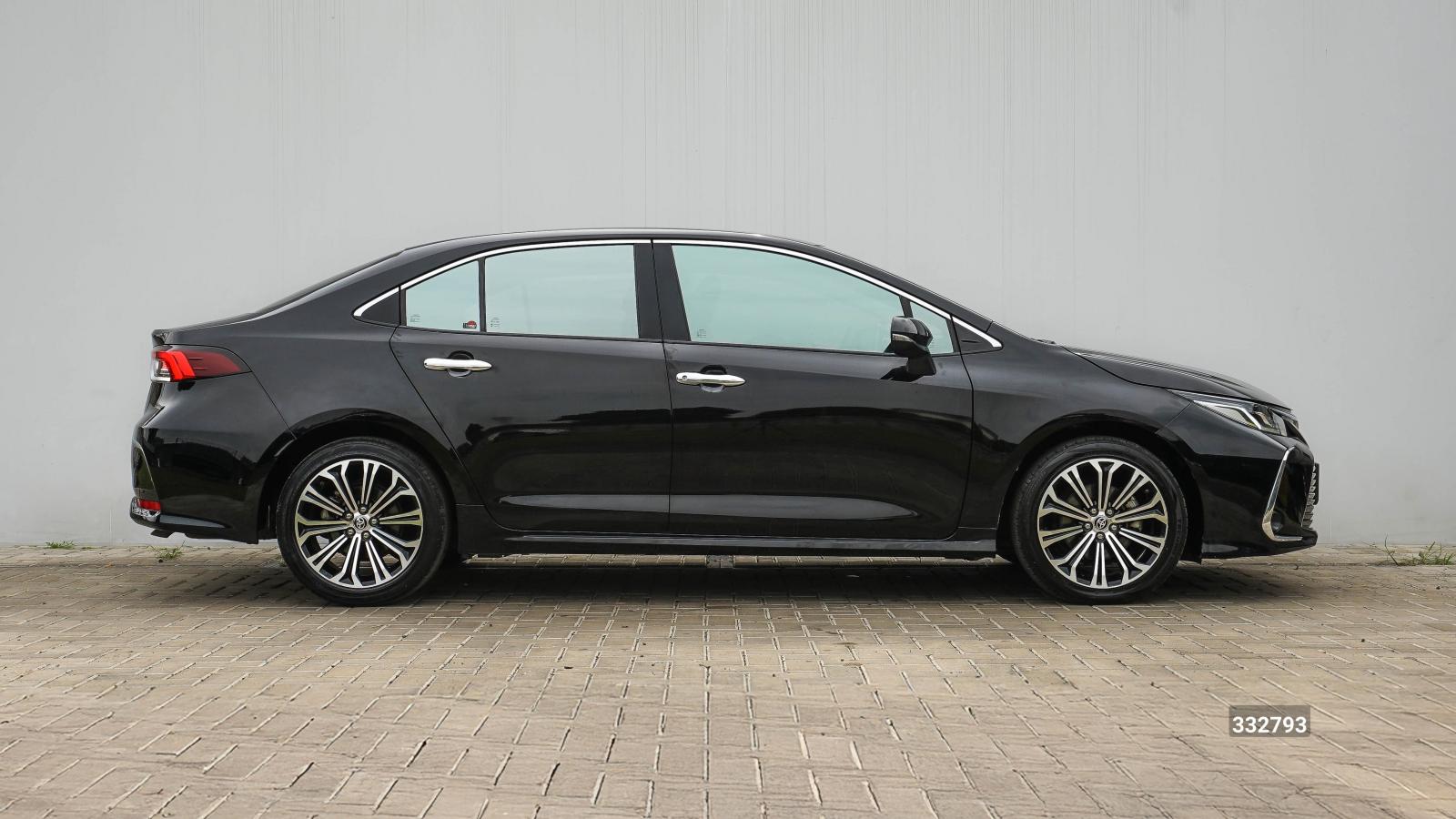 TOYOTA ALTIS V 1.8 AT 2021 HITAM 4874440