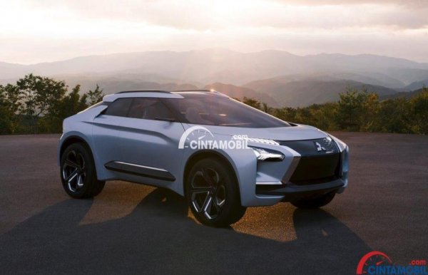 Tampilan Baru Crossover Mitsubishi Lancer dalam Tahap Pengembangan
